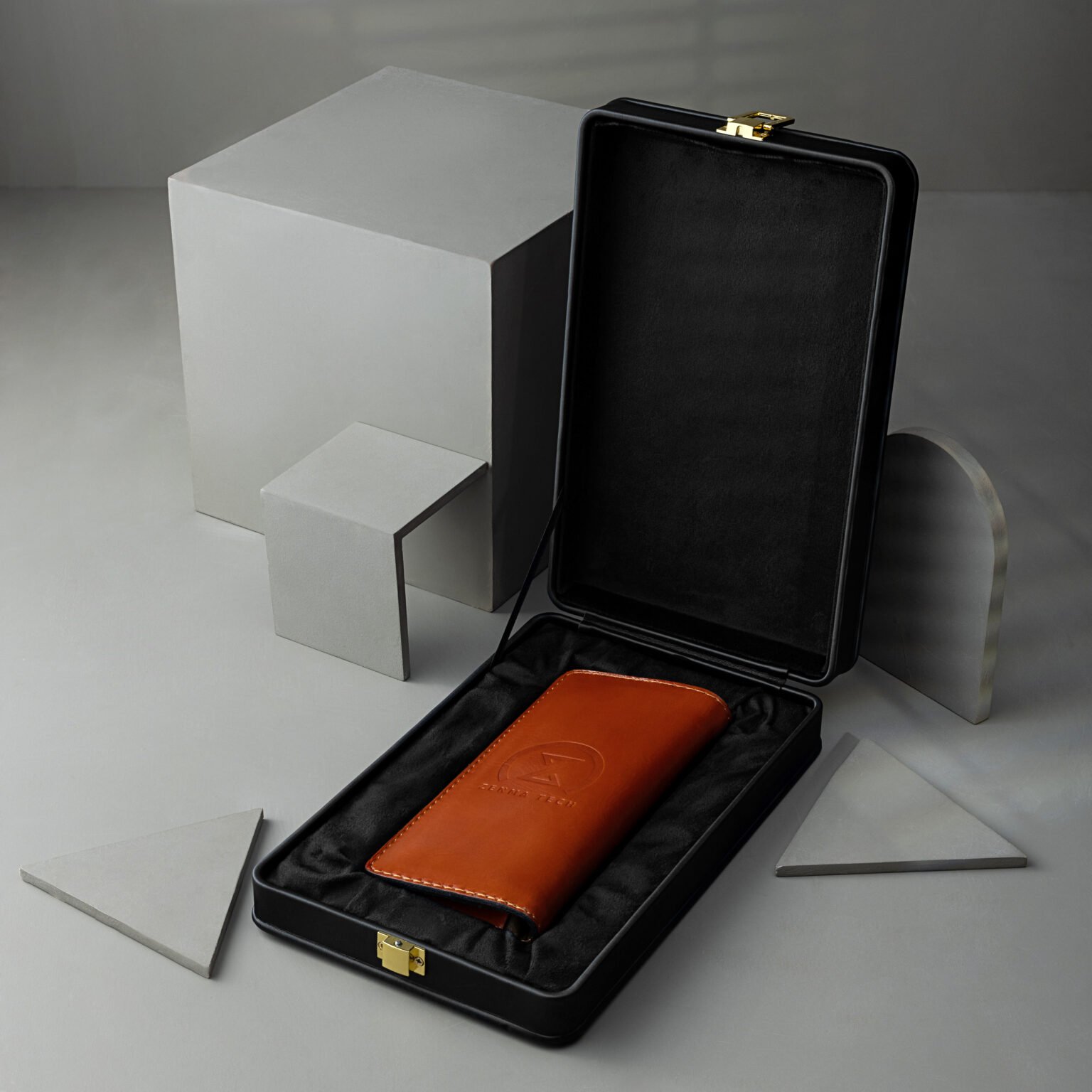 Long Smart Anti-Lost Wallet with Bluetooth Connectivity – zenmatech.com